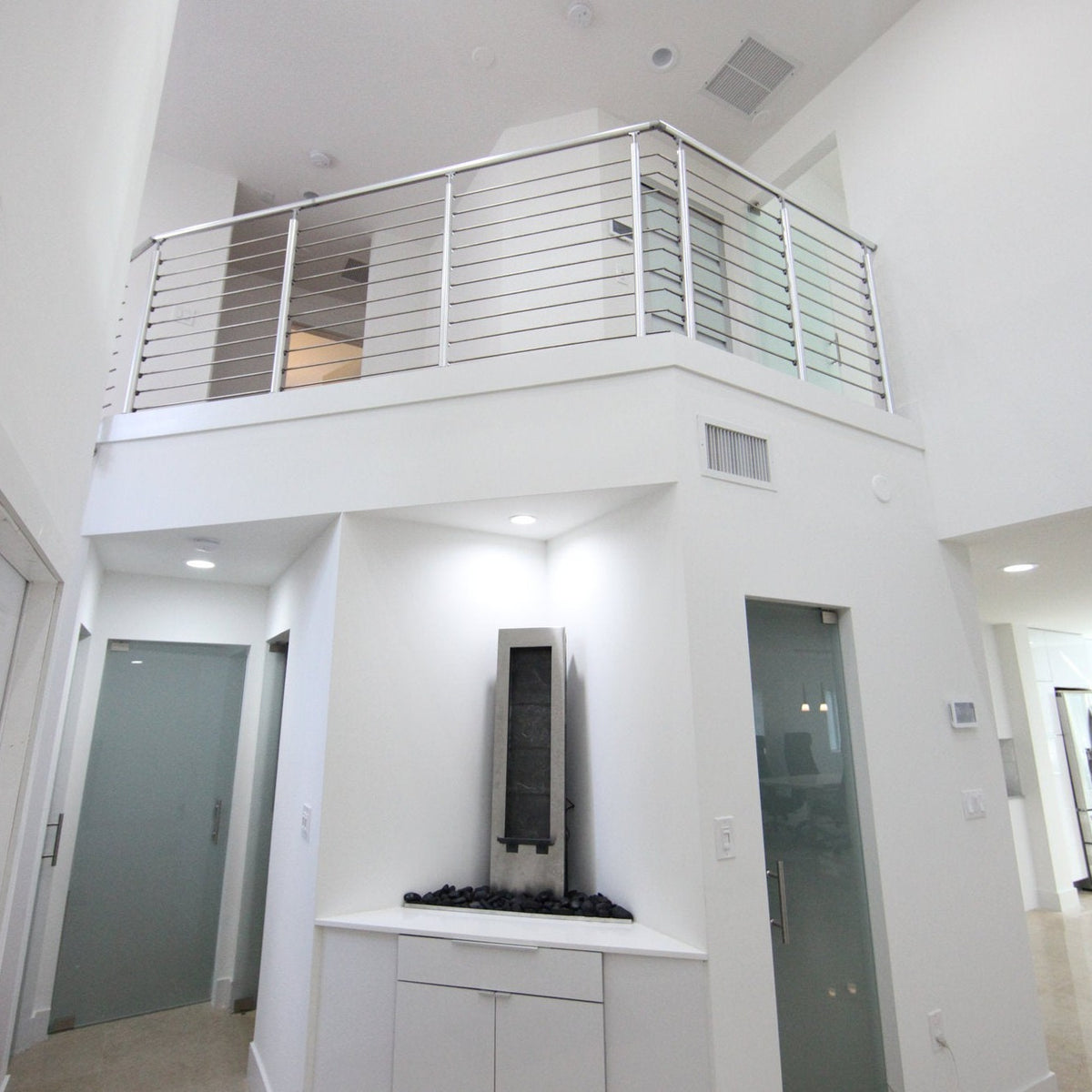 Prova Aluminum Handrail | Staircase & Railing Store